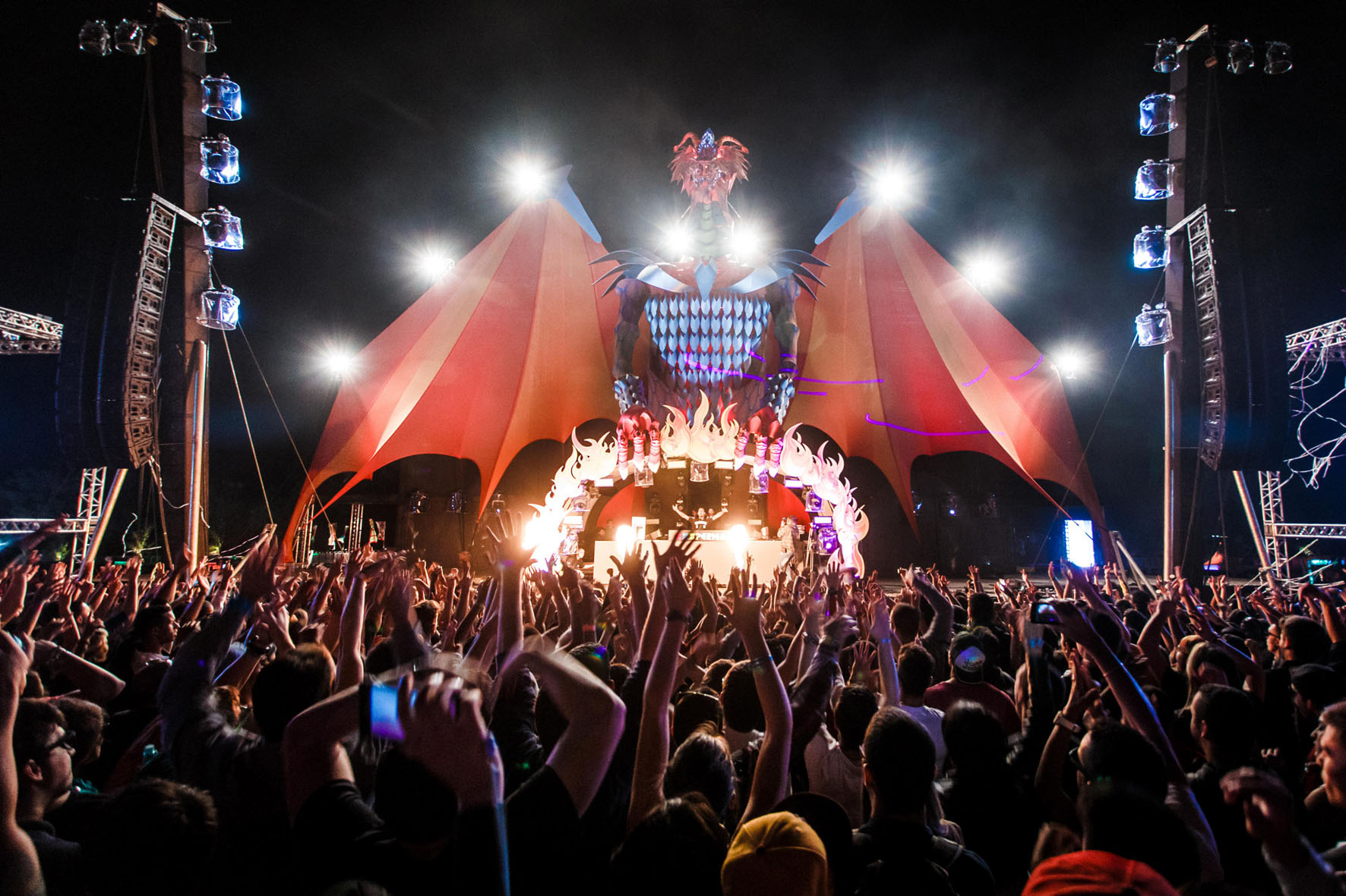 XXXPERIENCE anuncia primeiros artistas do line-up | Wonderland in Rave