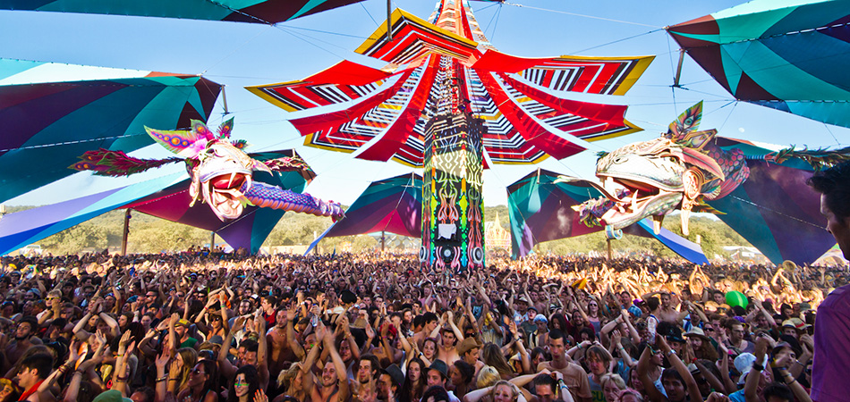 Confira a apresentação completa do LOUD no Boom Festival desse ano ...