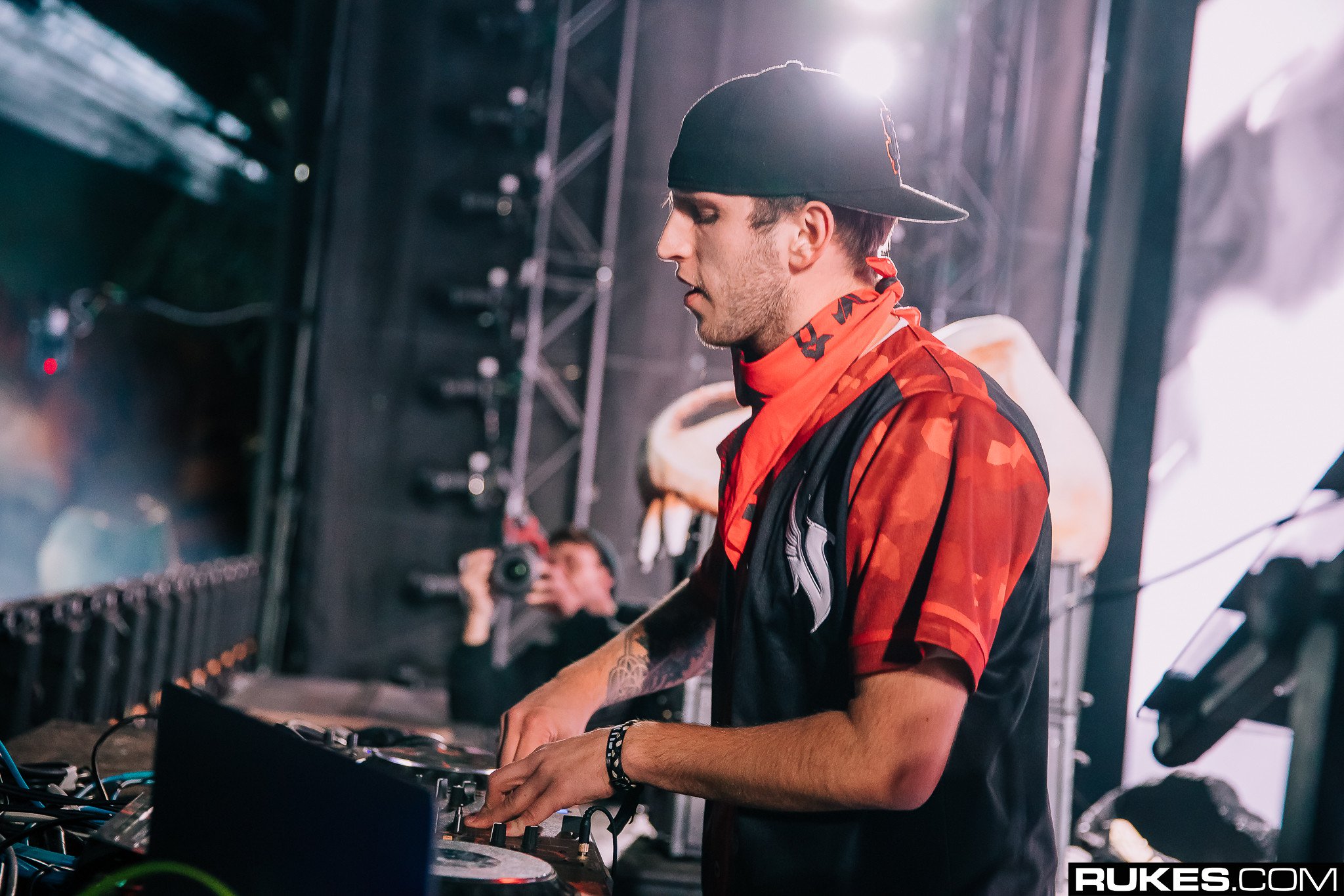 Illenium anuncia nova edição do evento "Trilogy" para 2024