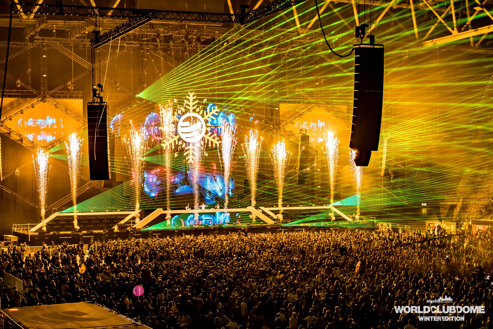 Martin Garrix, Dimitri Vegas e Like Mike, Robin Schulz e outros estão ...