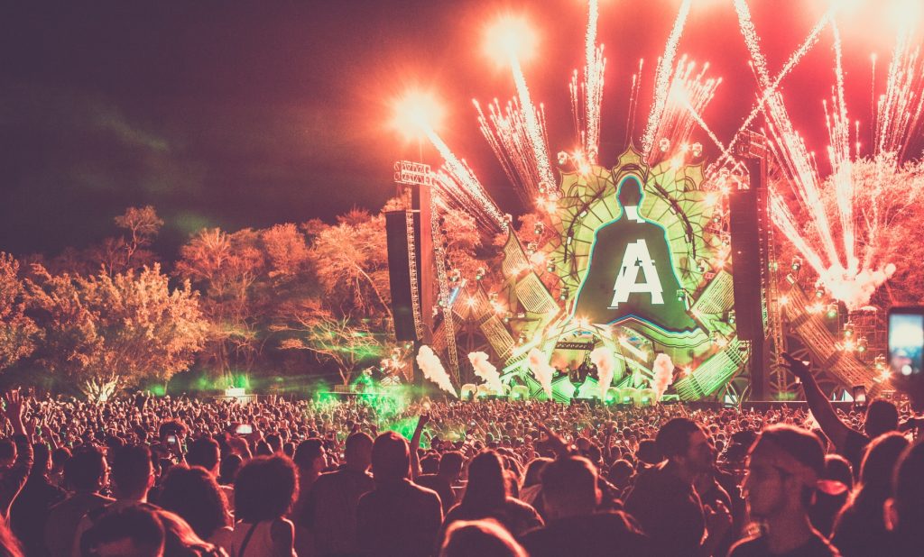 [REVIEW] Como foi o XXXperience 2019? | Wonderland in Rave