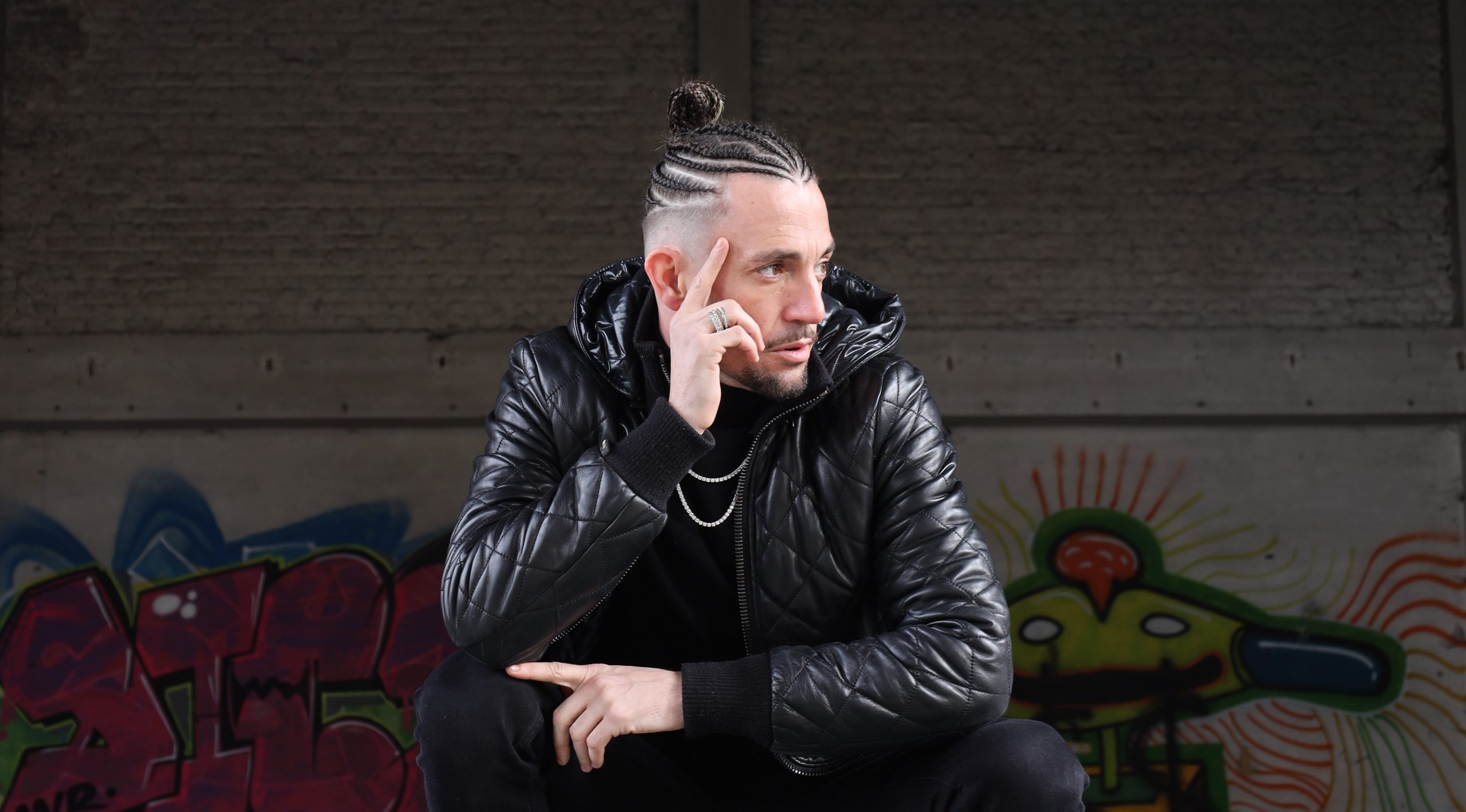 Like Mike lança seu álbum de estreia: “Pain, Love, & What Comes After ...