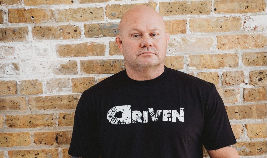 Shawn Jackson lança novo set para o verão! | WIR